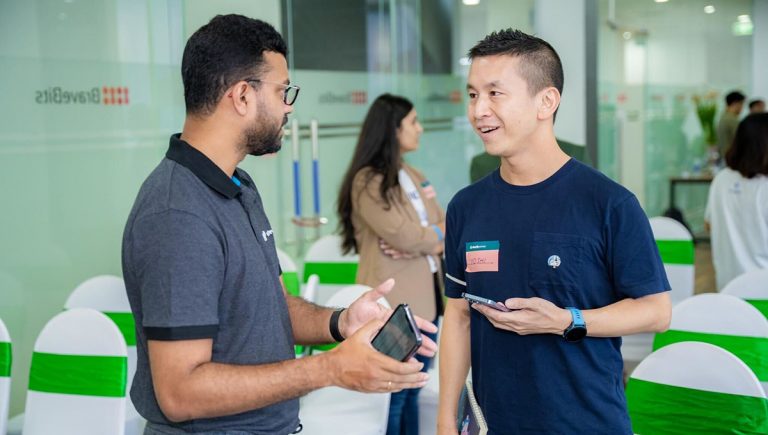 ベトナムで開催した第3回Shopify MeetupにWEBLIFEが参加｜BiNDec FEED