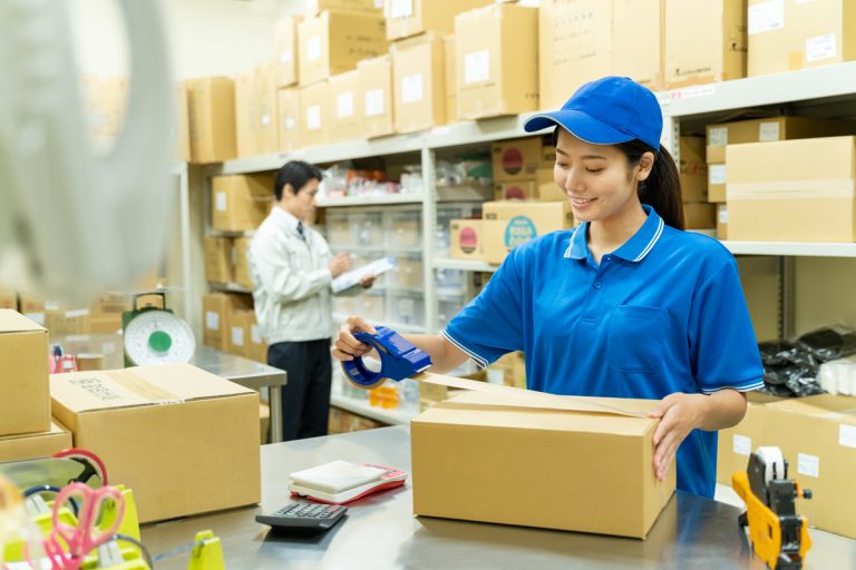 自社ECで必要な物流倉庫の基本とShopifyでの連携方法｜BiNDec FEED